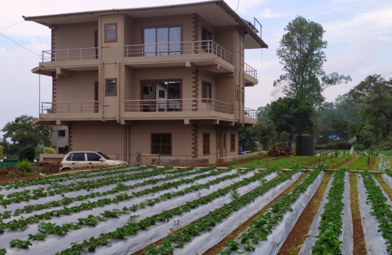 Garwa Farm house With Mountain View Farm Stay In Pune Maharashtra India
